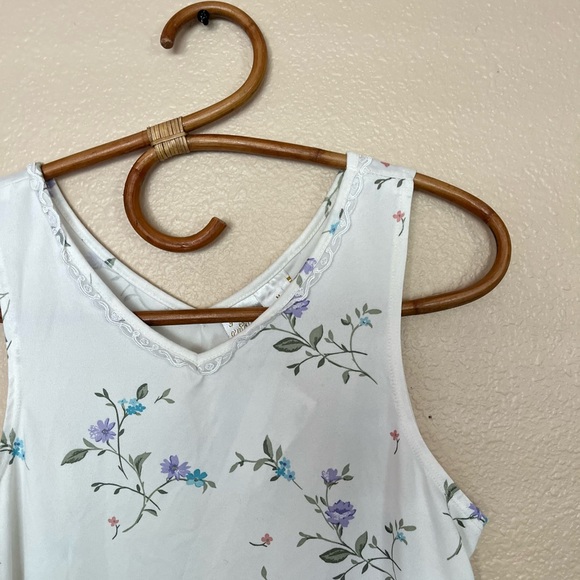 Gilligan & O'Malley | Tops | Vintage Cottagecore Floral And Lace Tank ...